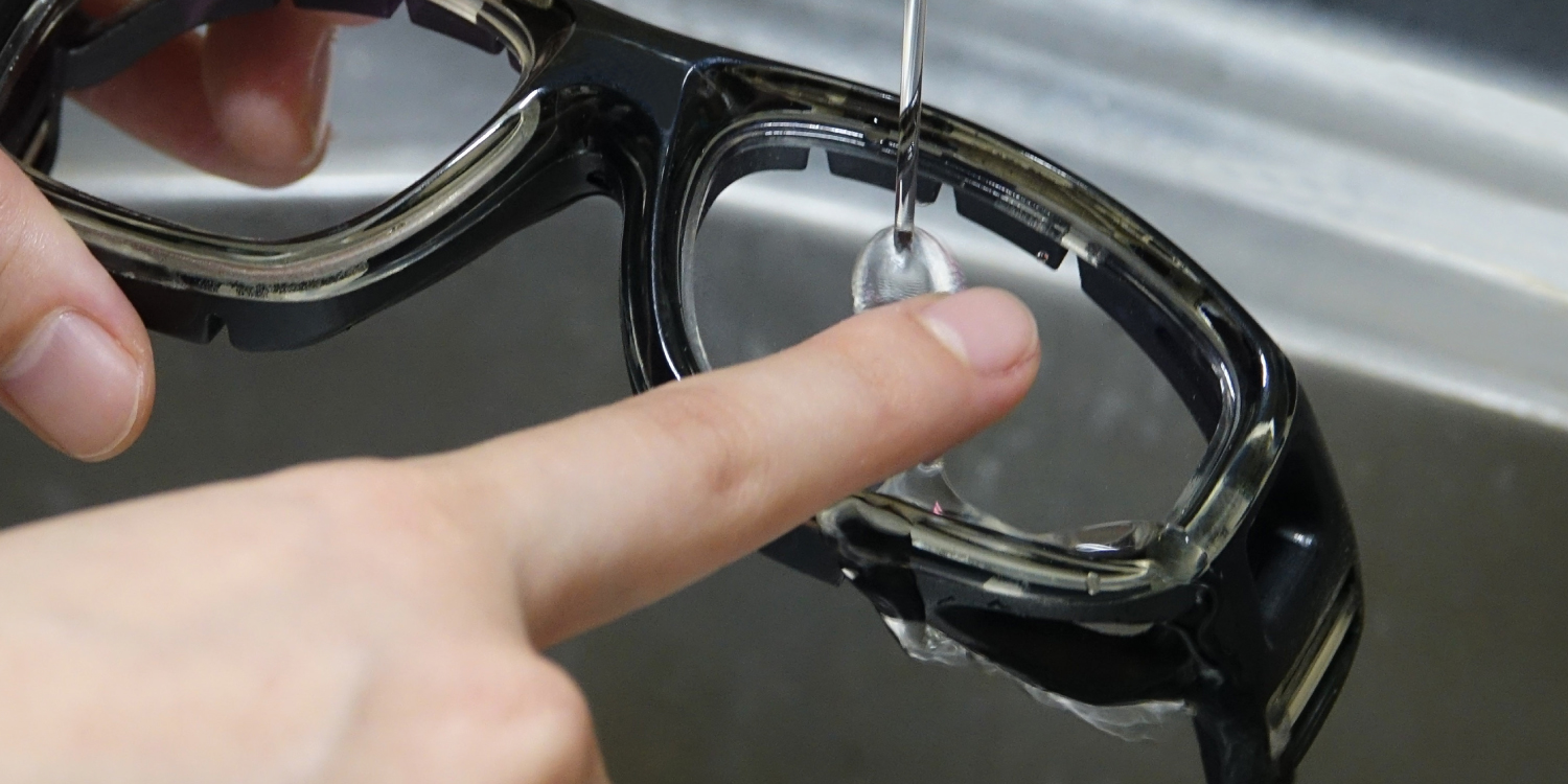 Maintenance of Eye Guard | | [official]SWANS